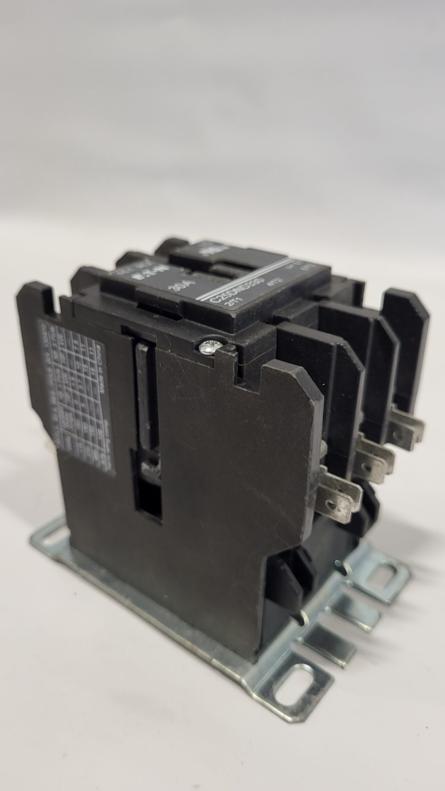 LIGHTNING CONTACTOR 30A 3P COIL 24V - SIB Electric Inc