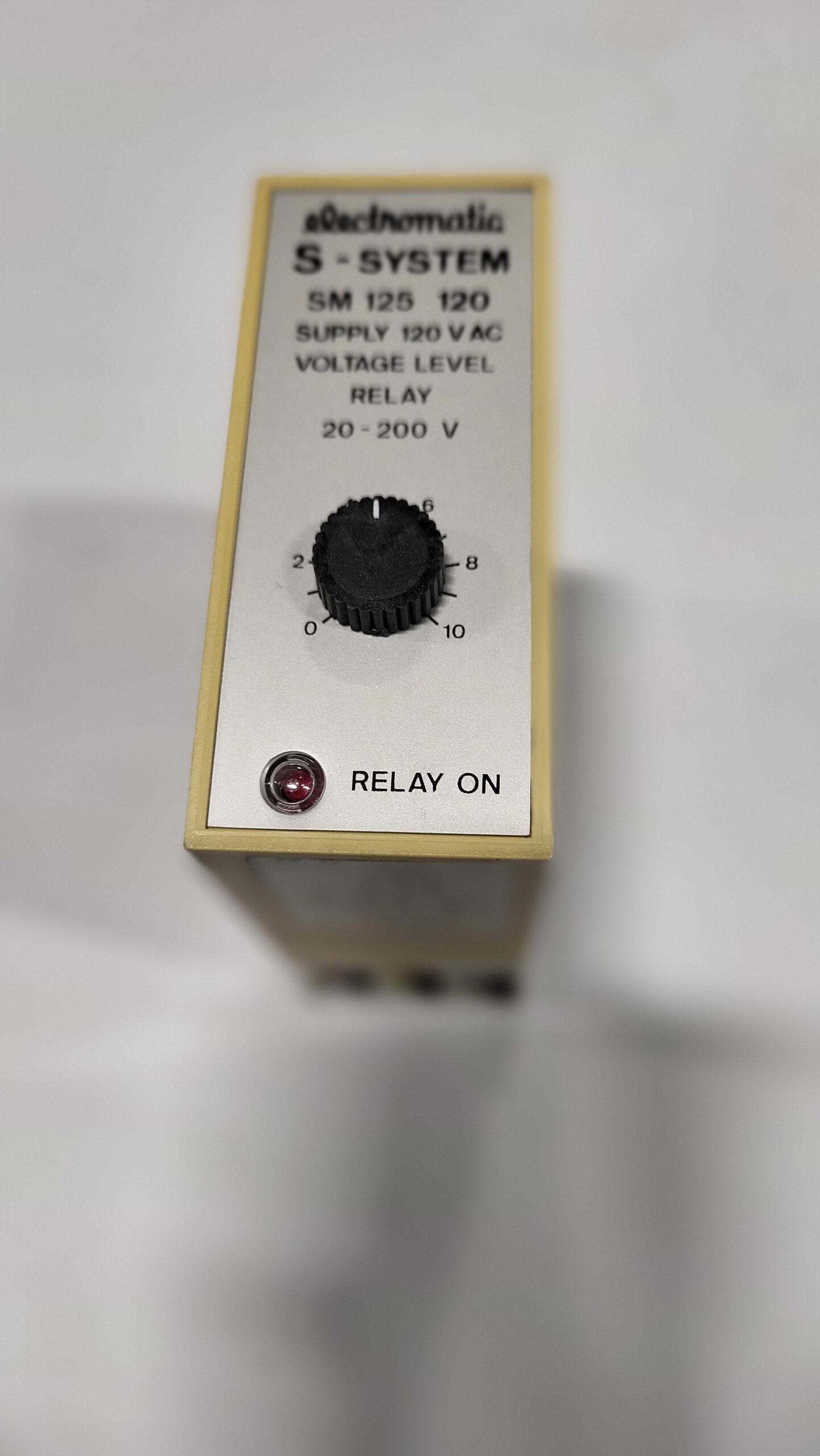 VOLTAGE LEVEL RELAY 20-200V, 11 PINS 120VAC - SIB Electric Inc